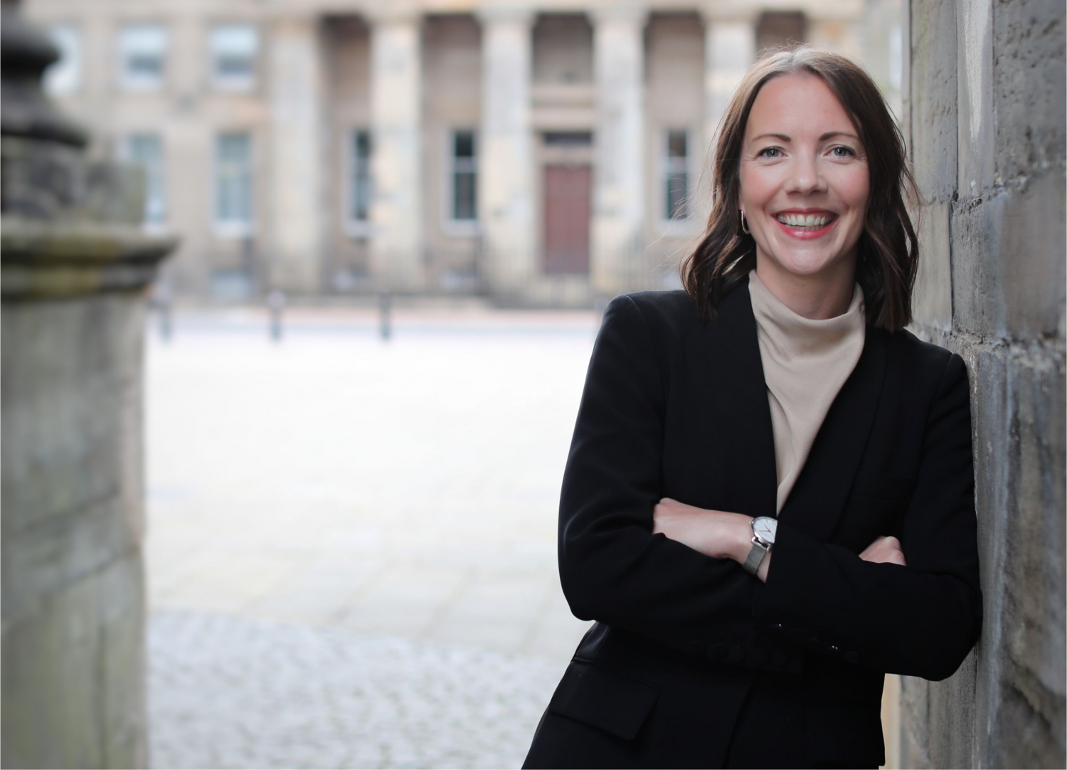 GILLIAN SIMPSON – Black Chambers